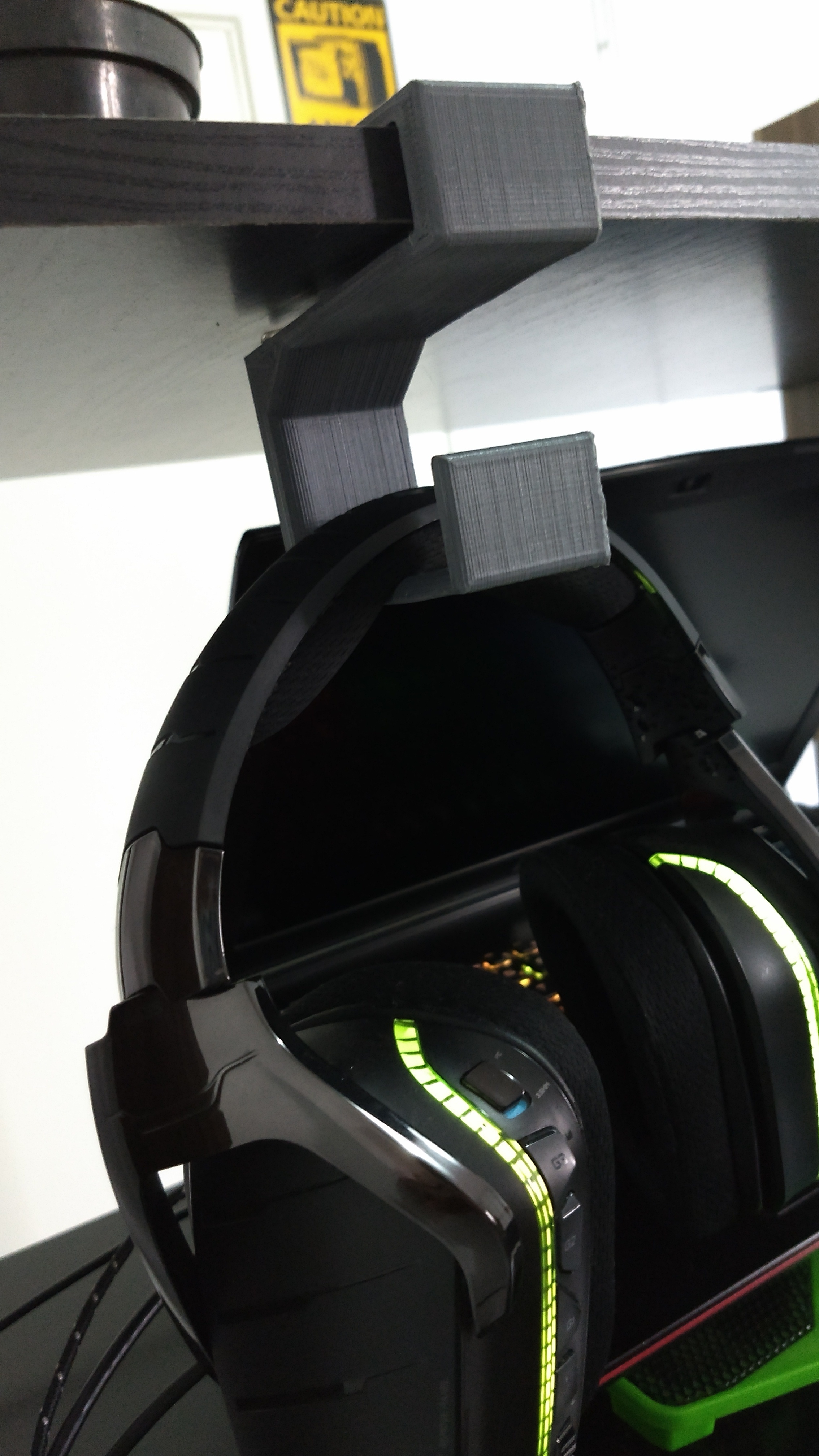 🎧 Headphone / Headset Holder - Shelf Hook・Free STL File for ・Cults