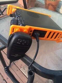 👽 FT817 FT818 Rails with Mike Clip・Free 3D File for ・Cults