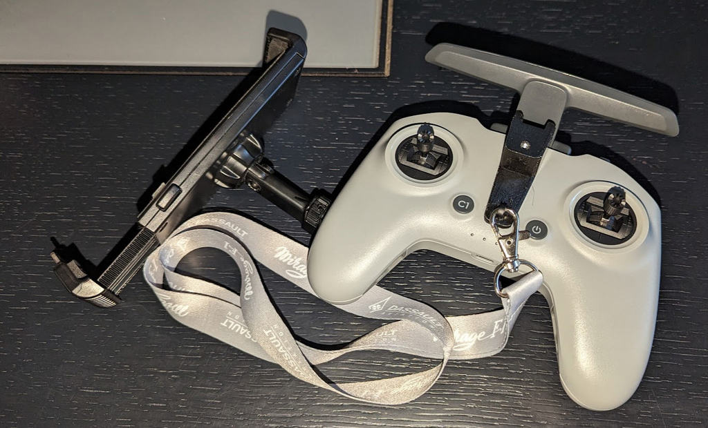 📞 DJI fpv and avata remote controler phone holder・Free 3D File for ・Cults