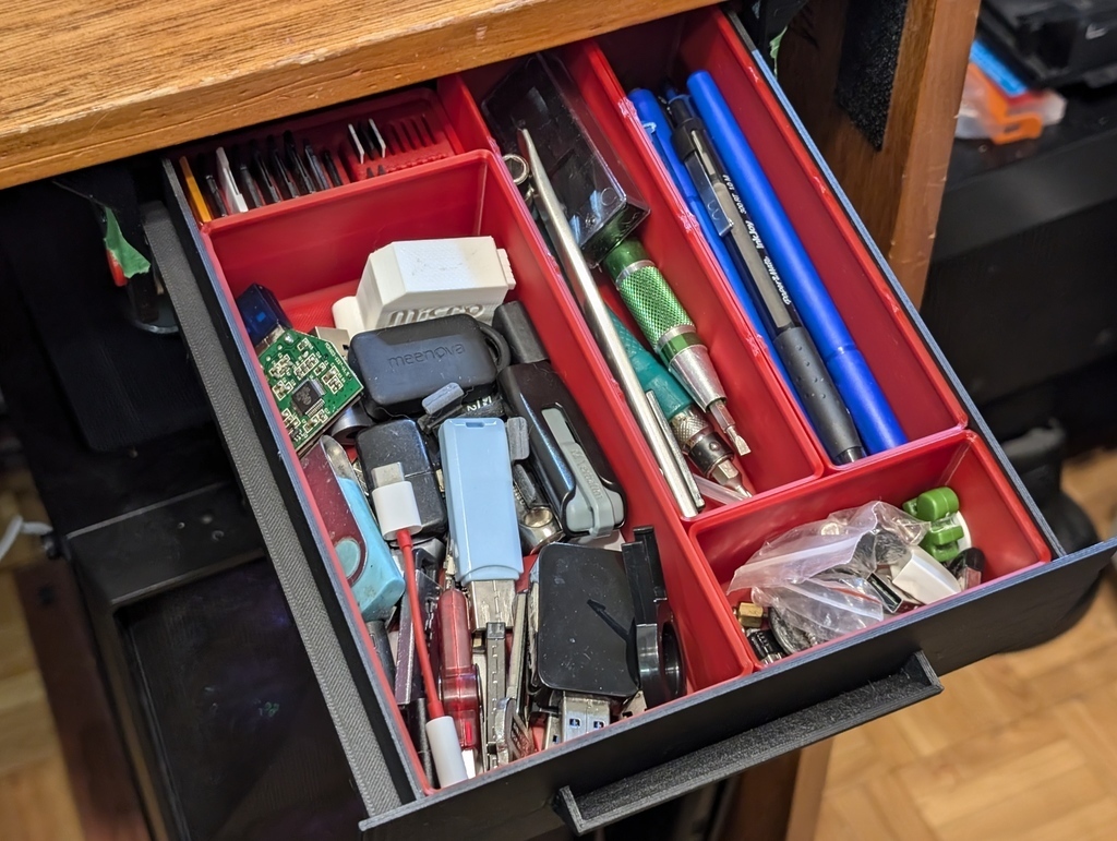 🏢 Desk Drawer - Gridfinity Compatible・Free 3D File for ・Cults