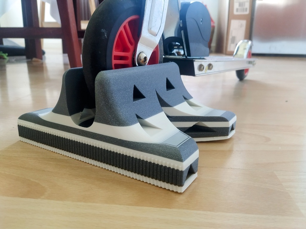 🛴 Scooter stand・Free STL File for ・Cults