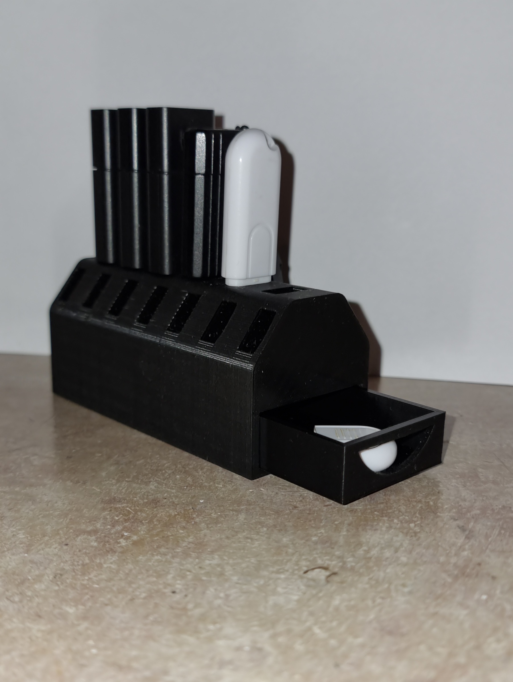 Free STL file USB stick holder 💾 ・3D printing design to download・Cults