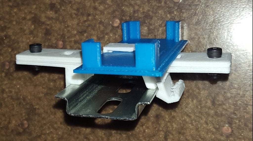 Free STL file Slide Mounts 🛝・Model to download and 3D print・Cults