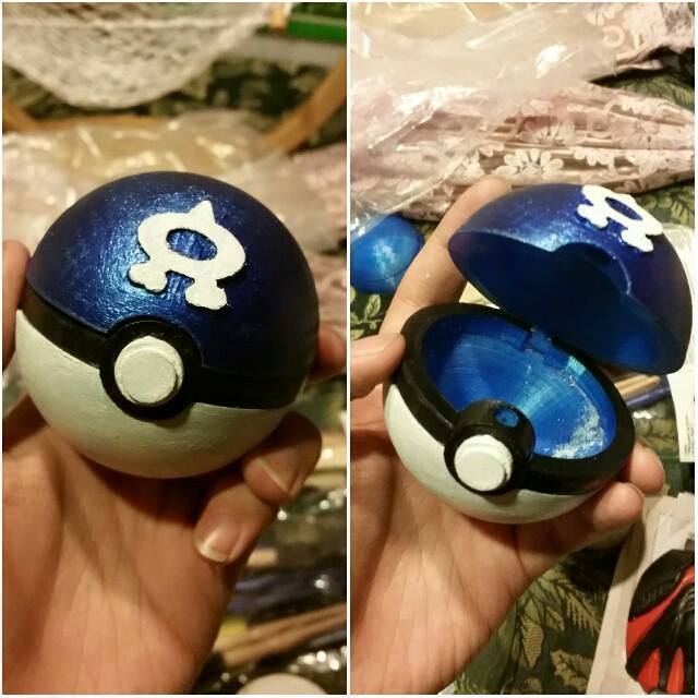 3D printing Team Aqua Pokeball, with magnetic clasp・Cults
