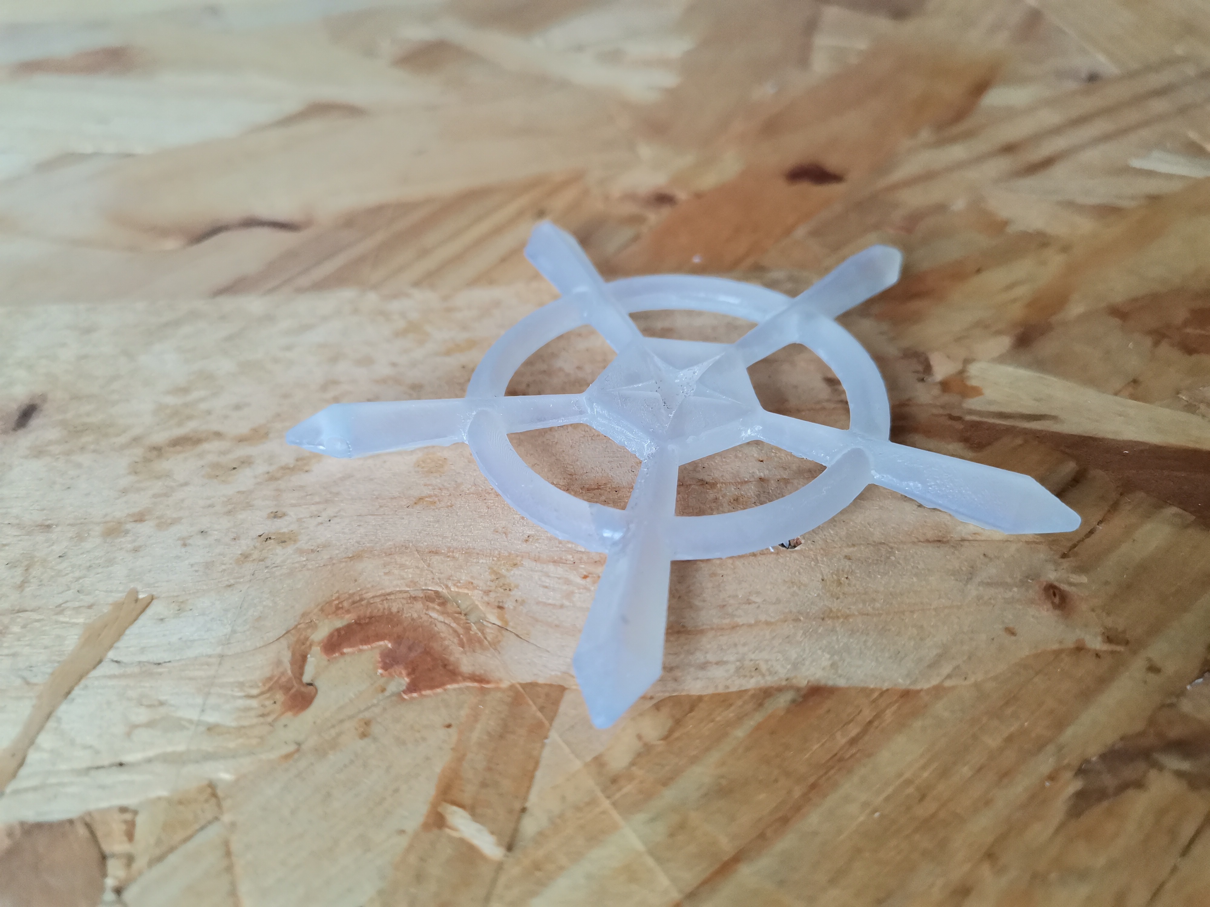 STL file Bleach - Ryuken's Quincy Cross (Necklace) ・3D printing design ...