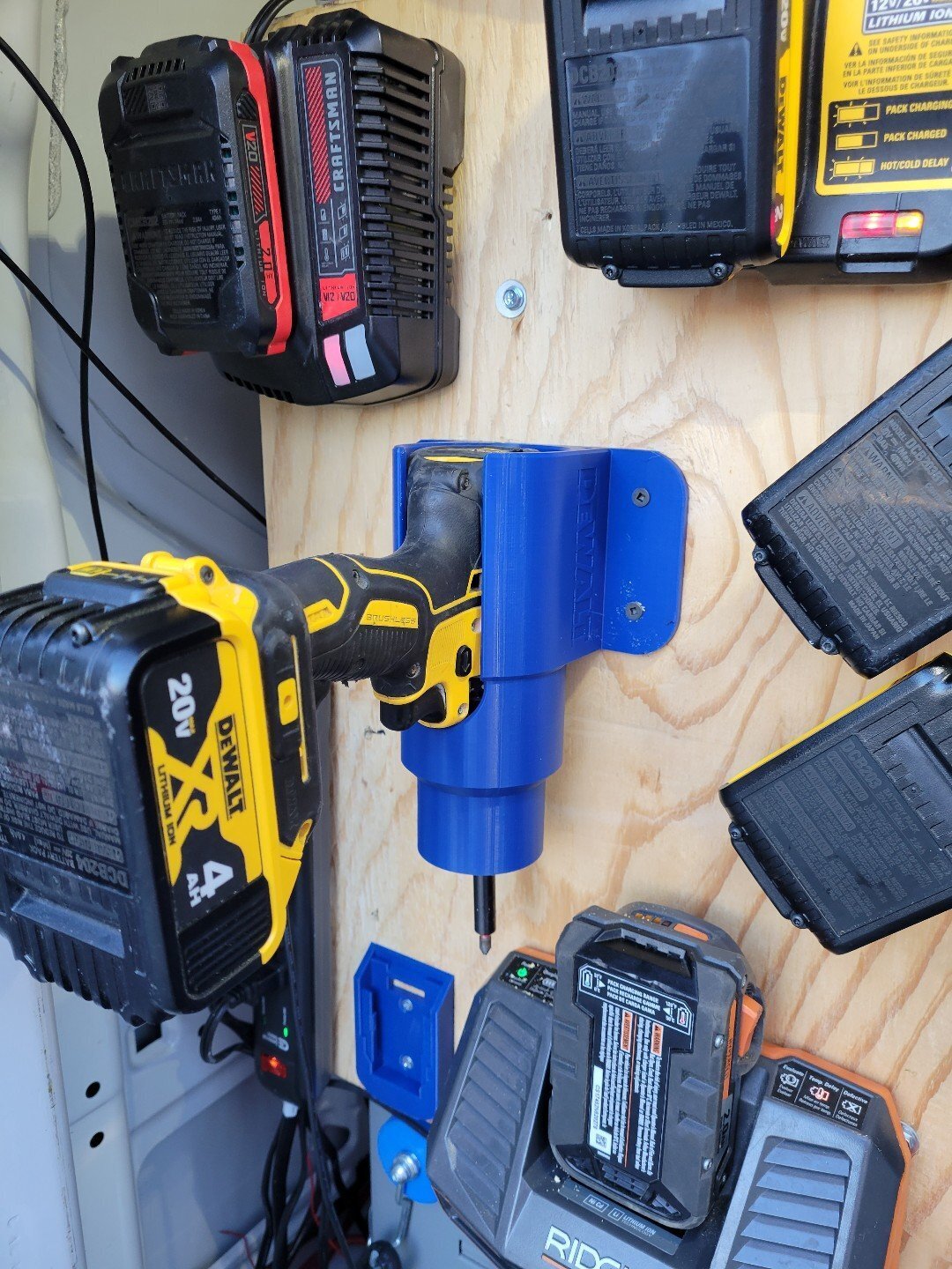 🔫 DeWALT / Makita drill gun shelf hanger holder・3D Print・Cults