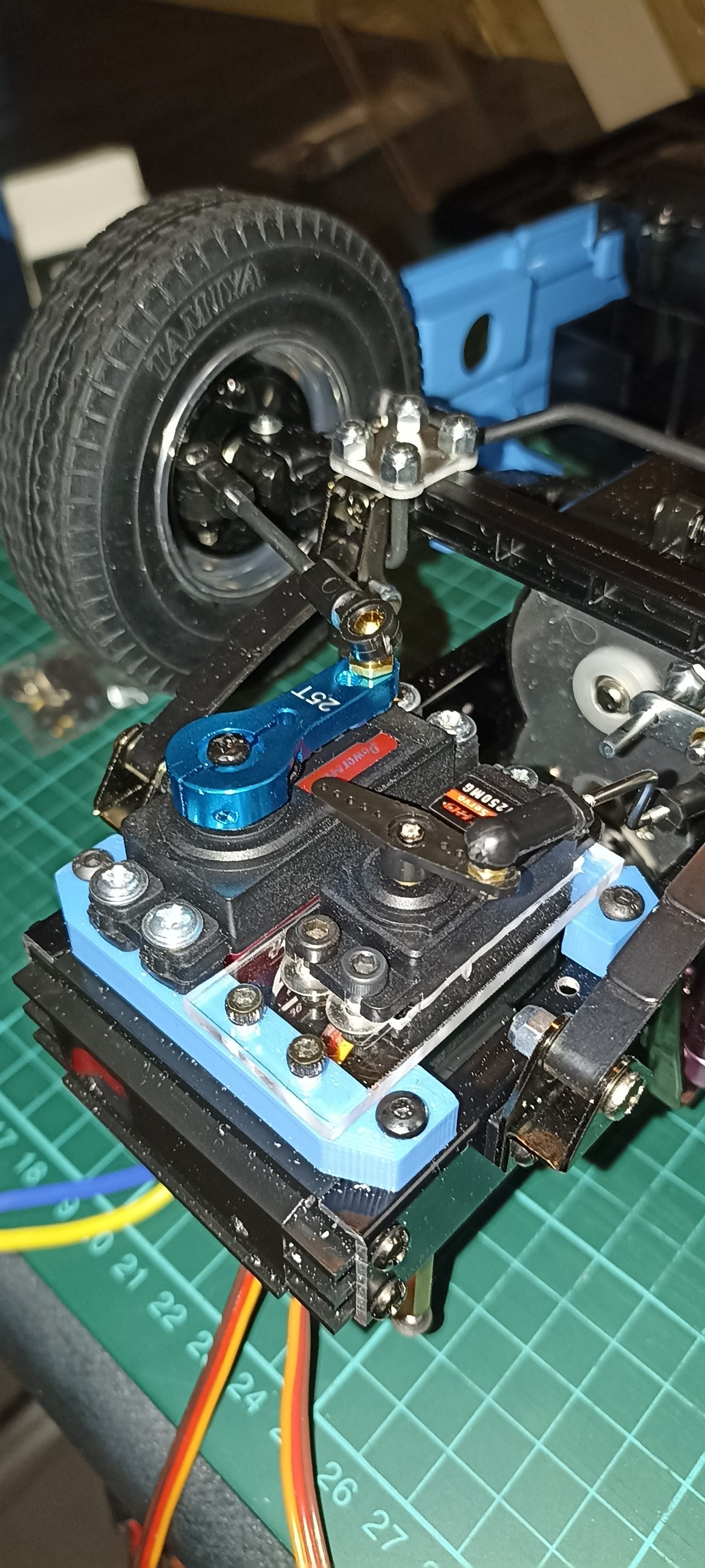 Free STL file double servo support for 1/14 Tamiya RC truck tractor 🚚 ...