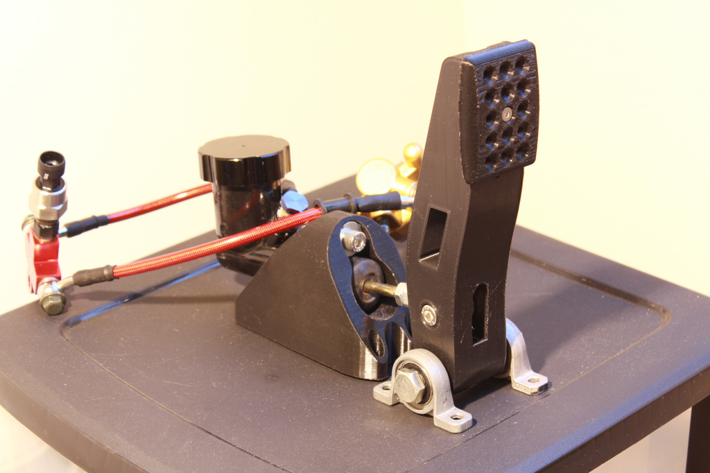 免费 3D 文件 SRT hydraulic Brake pedal P1 Sim racing v5.1 🚗 ・可下载设计和 3D 打印・Cults