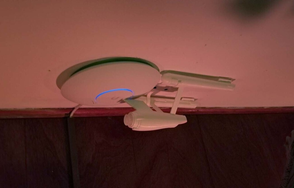 Free STL file Ceiling Mount for Enterprise 🎲 ・3D printable object to ...