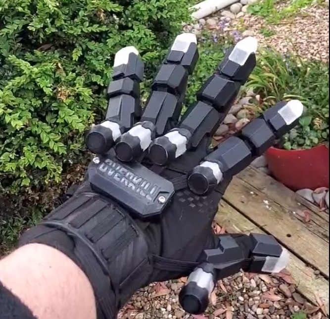 Free STL file Overkill Mecha Murder Mittens 🎭 ・3D printer design to ...