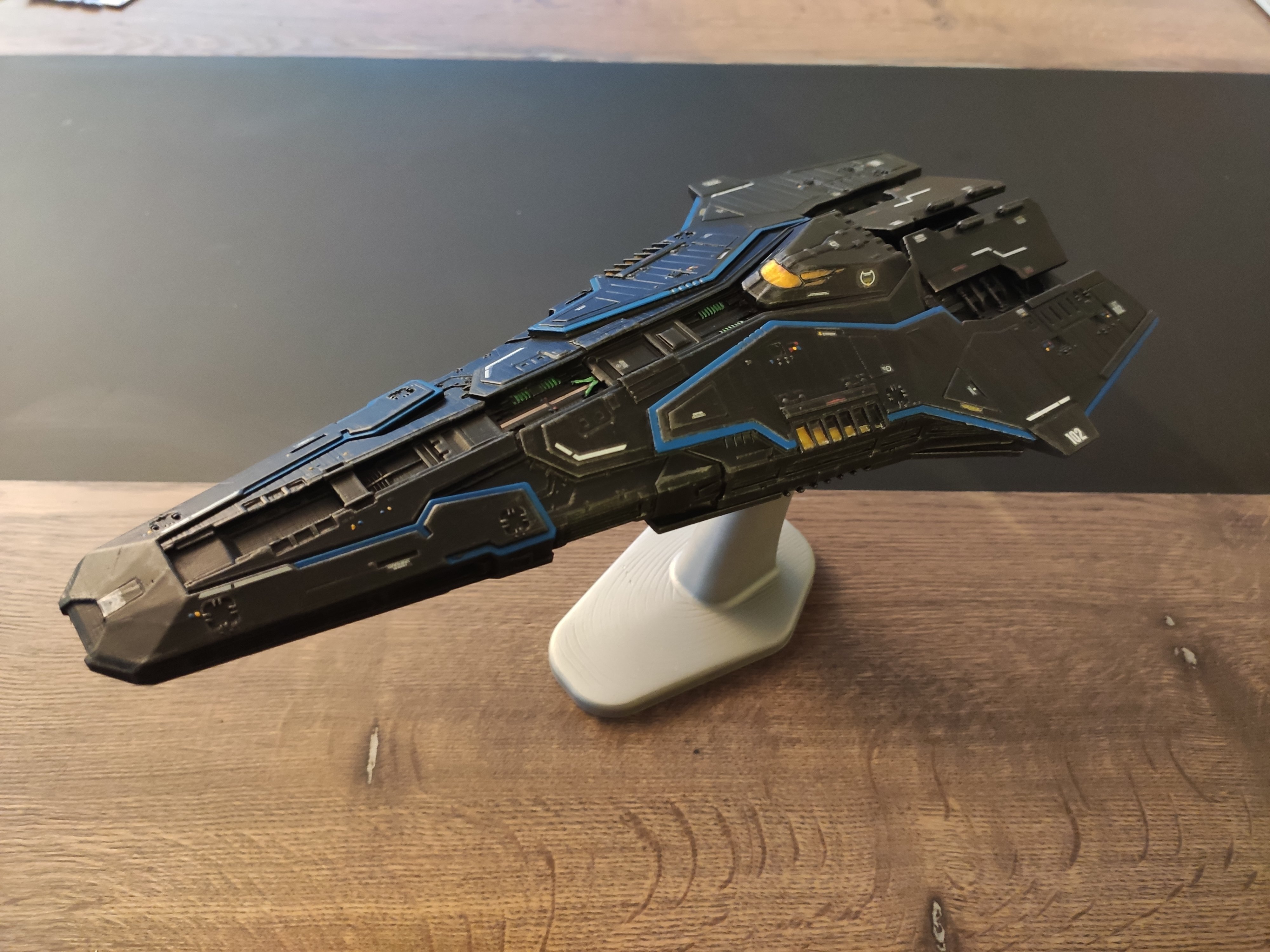 🚀 Federal Corvette 2 Part (Elite Dangerous)・3D Print・Cults