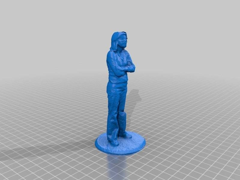 Бесплатный STL файл Chris L 🖨️ ・3D-печатная модель для скачивания・Cults