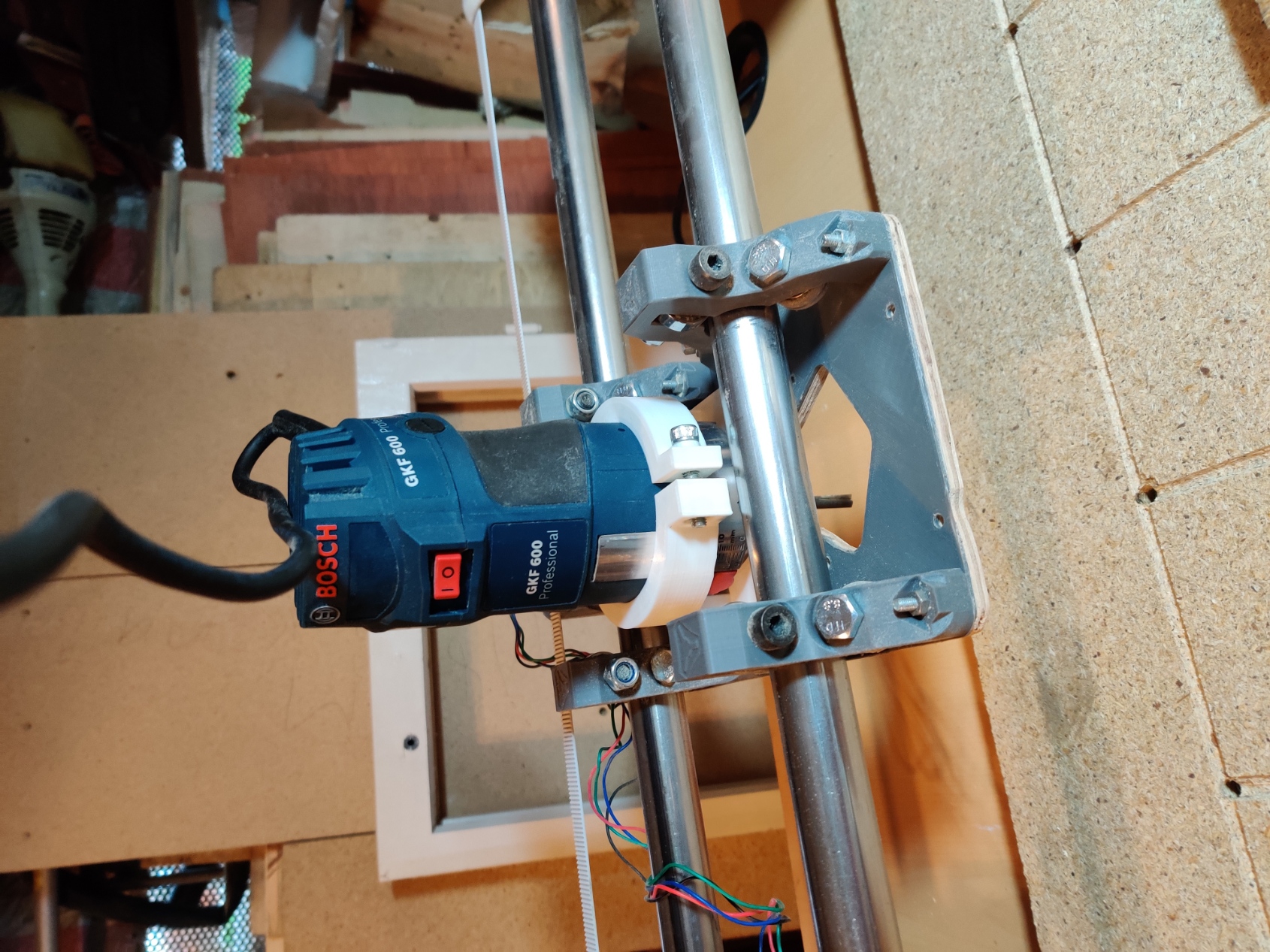 STL file Holder clamp for Bosch GKF-600 🗜️ ・Model to download and 3D ...