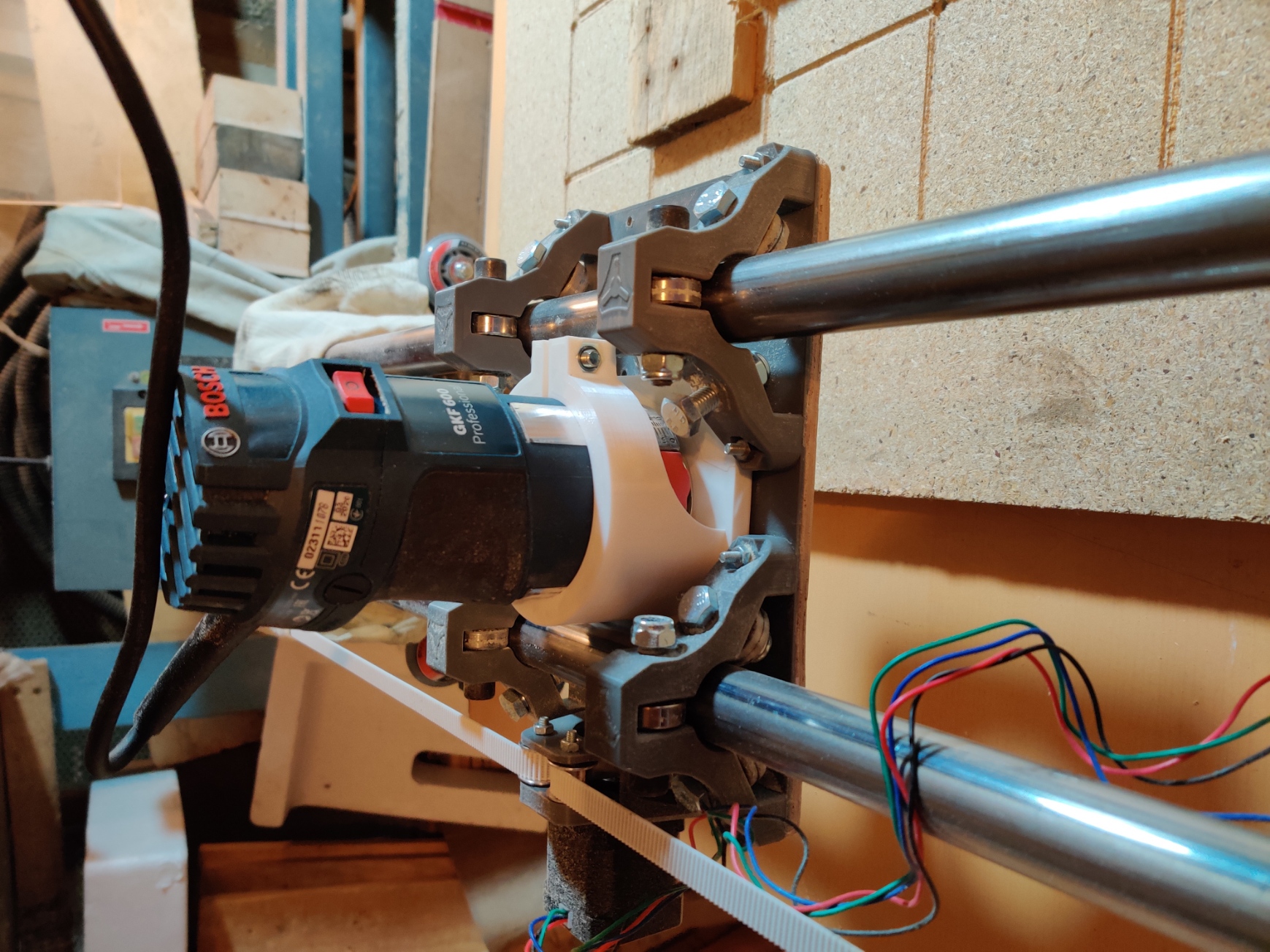 STL file Holder clamp for Bosch GKF-600 🗜️ ・Model to download and 3D ...