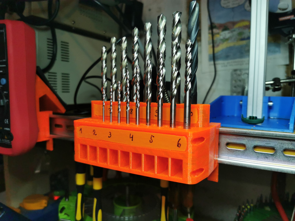 Free STL file Drill-Bit Sorter for DIN Rail attachment 🔧 ・3D printer design to download・Cults