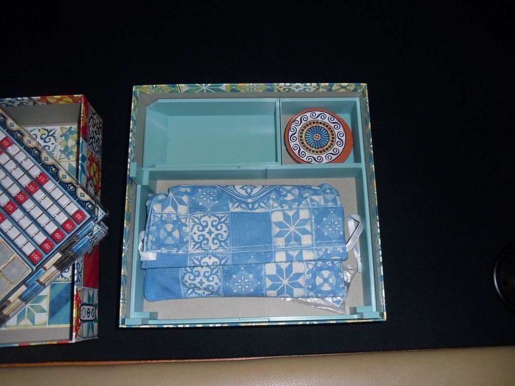 🔮 Azul + Crystal Mosaic - Organizer・Free STL File for ・Cults