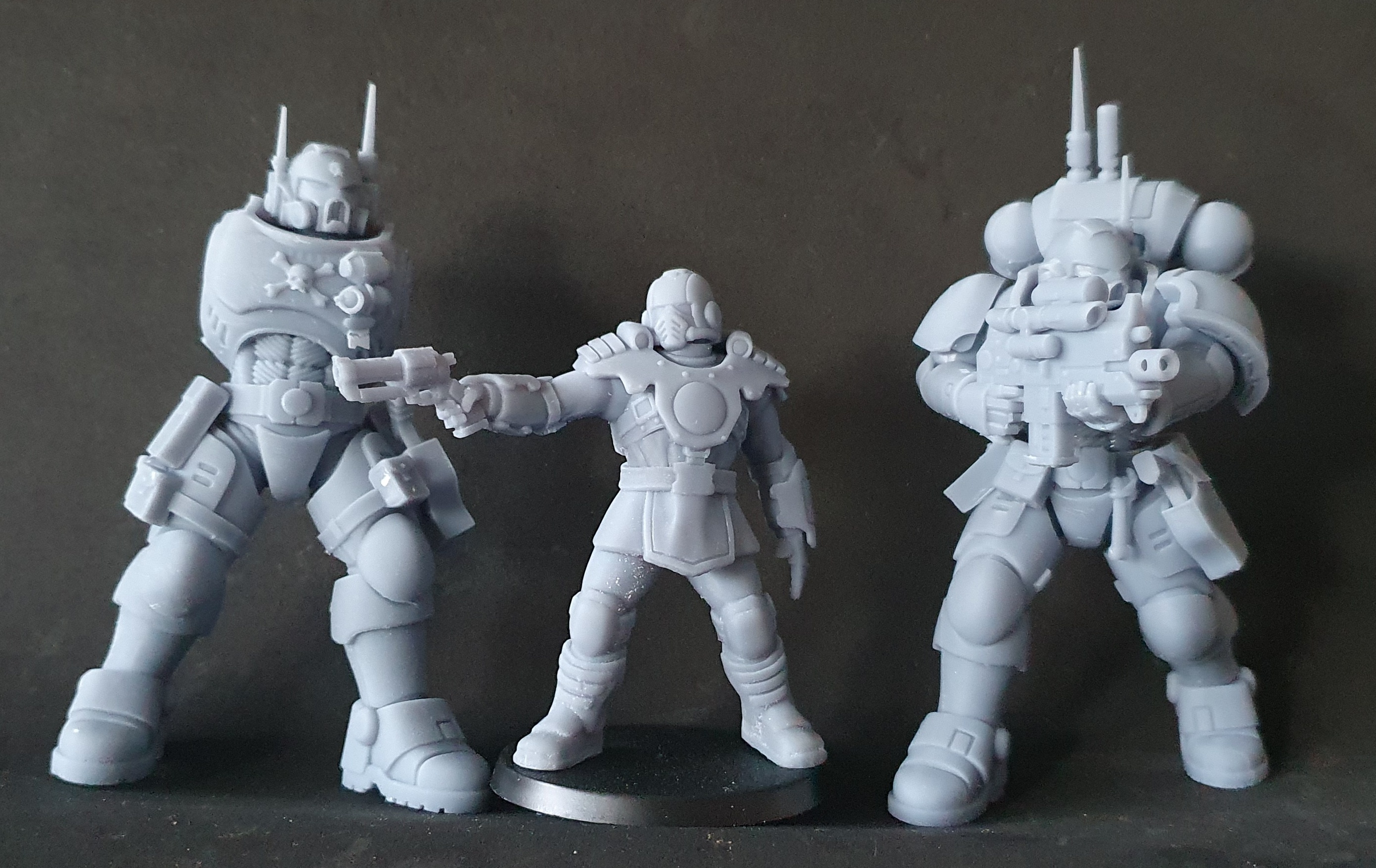 3D printable Space Recon Squad • made with Elegoo Saturn・Cults