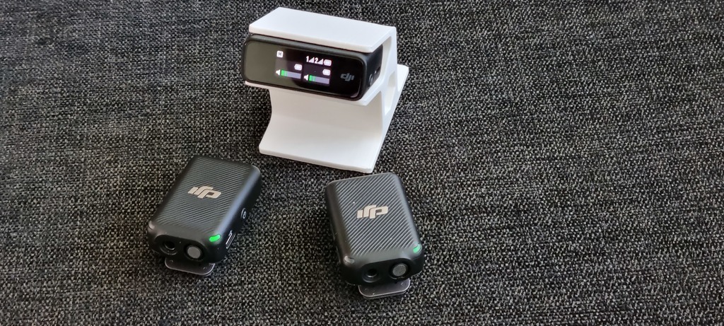 🧞‍♂️ DJI Mic Receiver Table Stand・Free 3D File for ・Cults