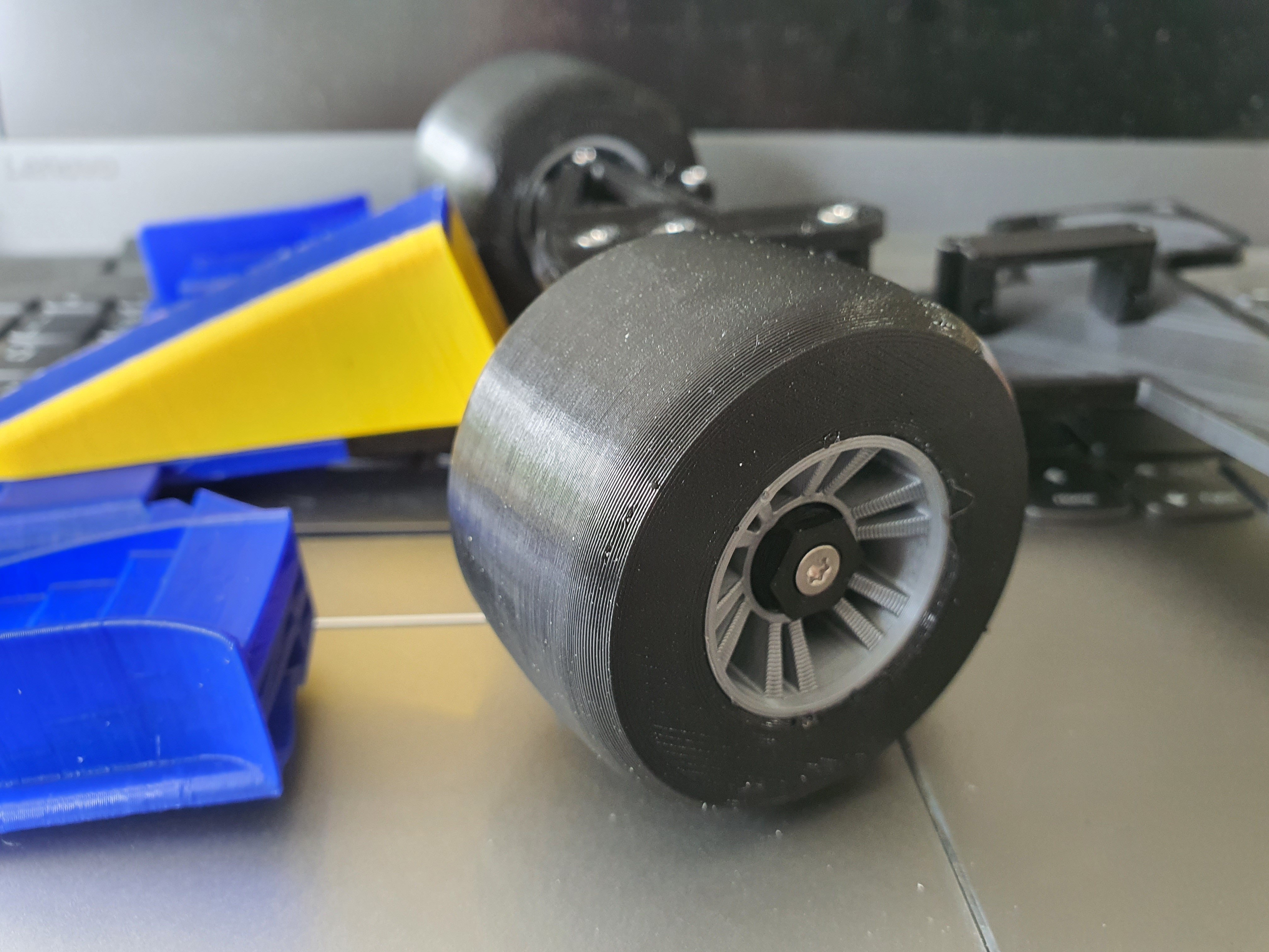 3D printing OpenRC F1 car - 1:10 RC Car・Cults