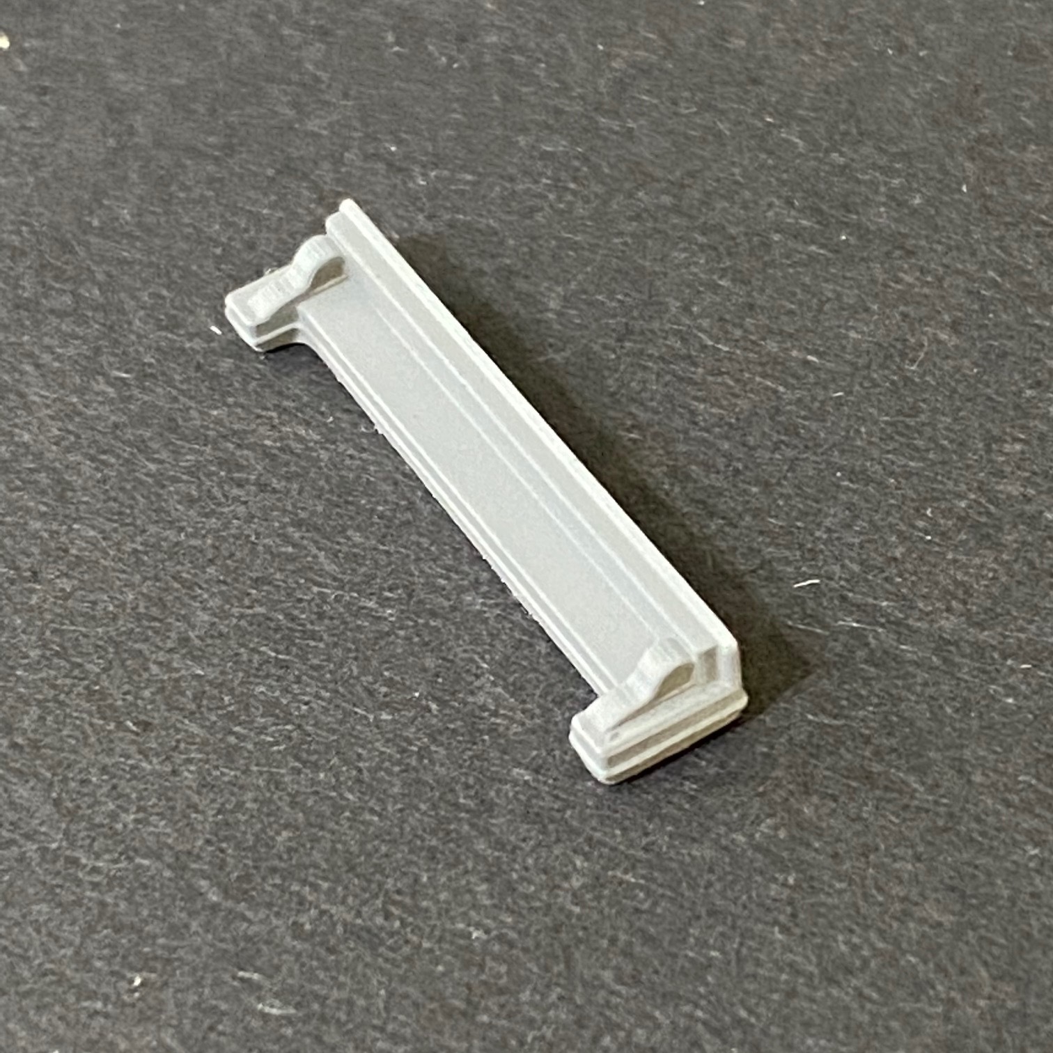 Free STL file DECORATIVE STONE WINDOW LINTEL 7MM SCALE O GAUGE MODEL ...
