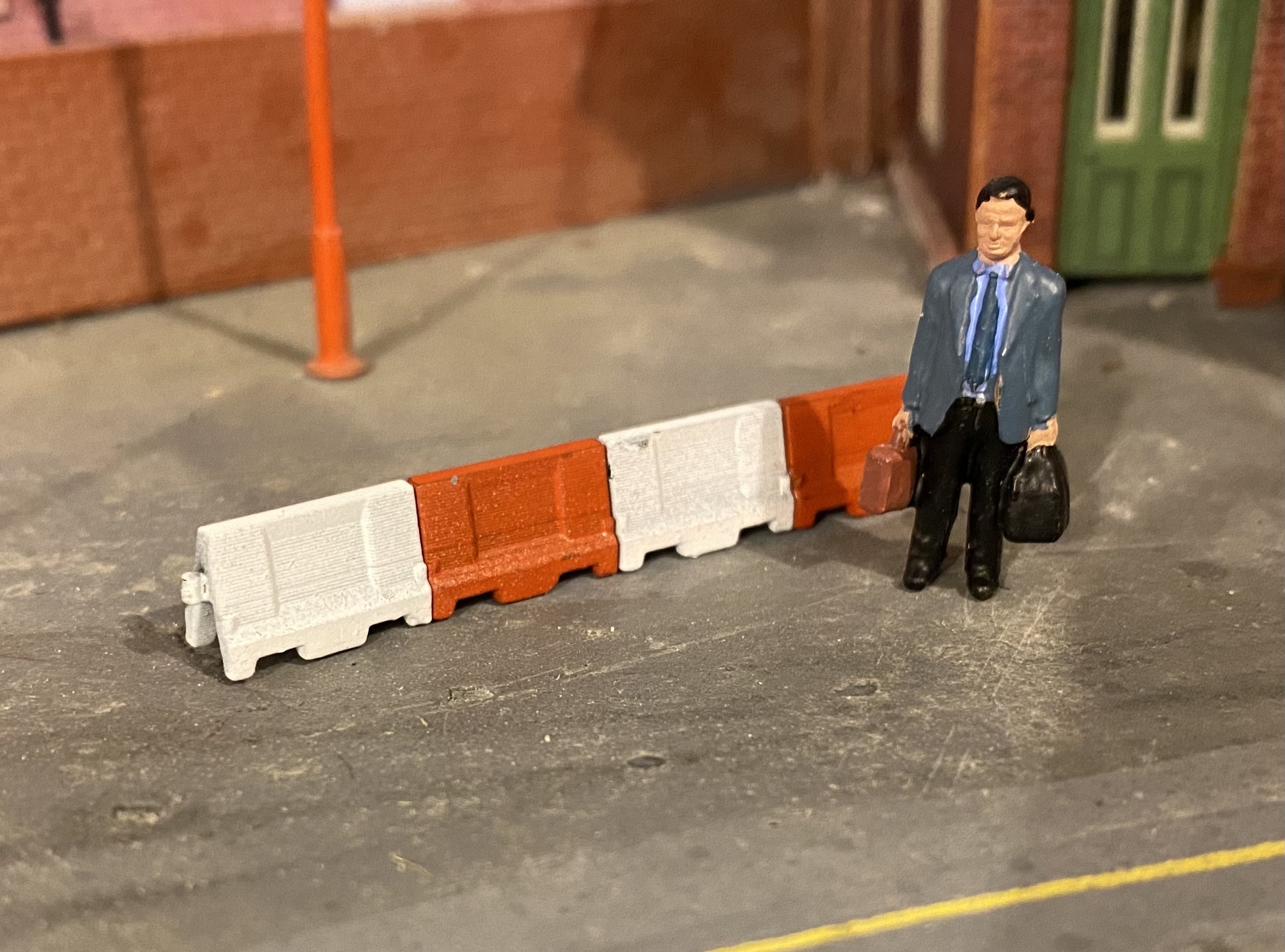 STL file Model Railway Road Barriers 🛤️・3D printing design to download ...