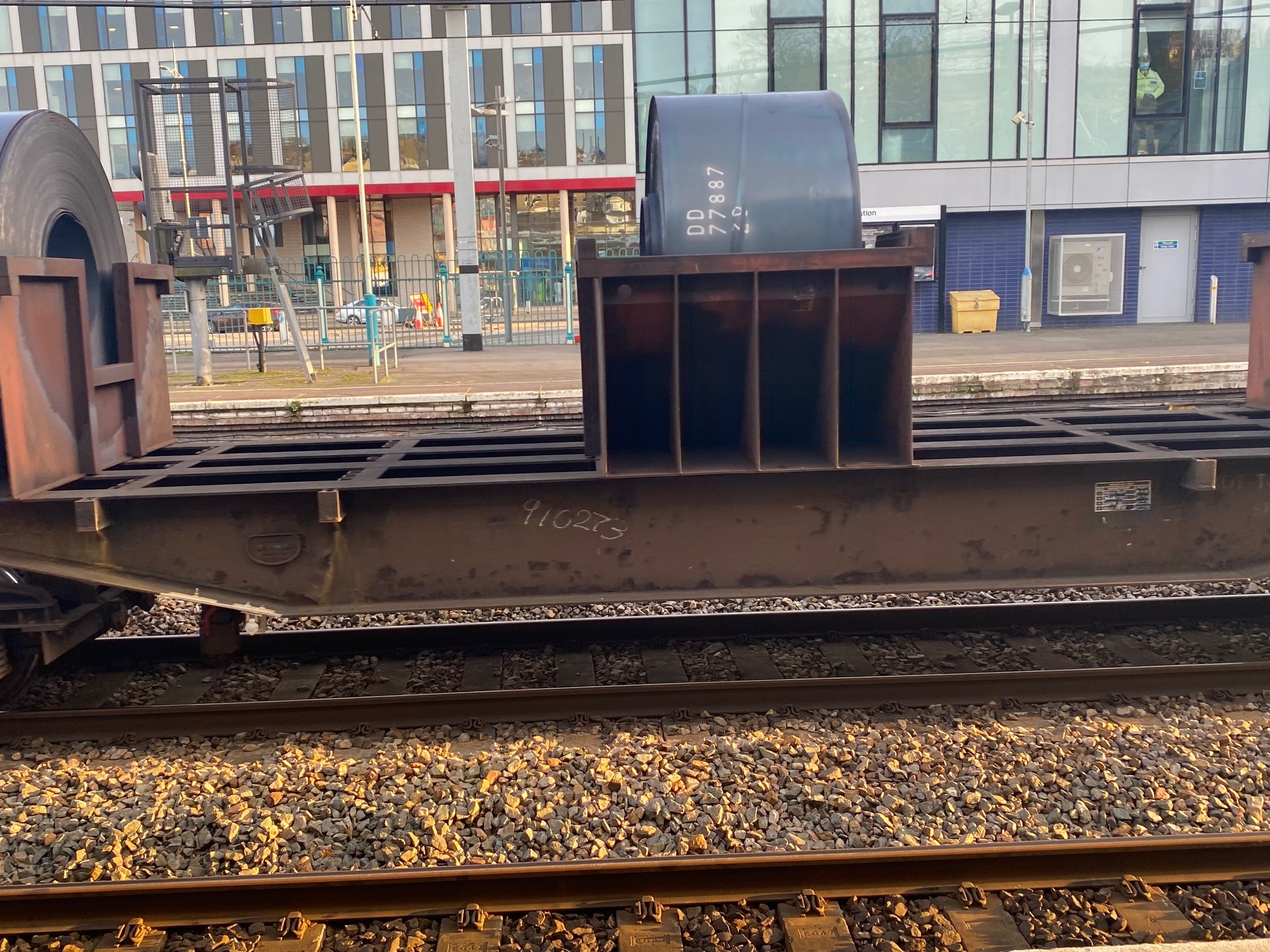 STL file Model Railway - Rolled Steel Coil and Containers 🛤️ (OBJ and ...
