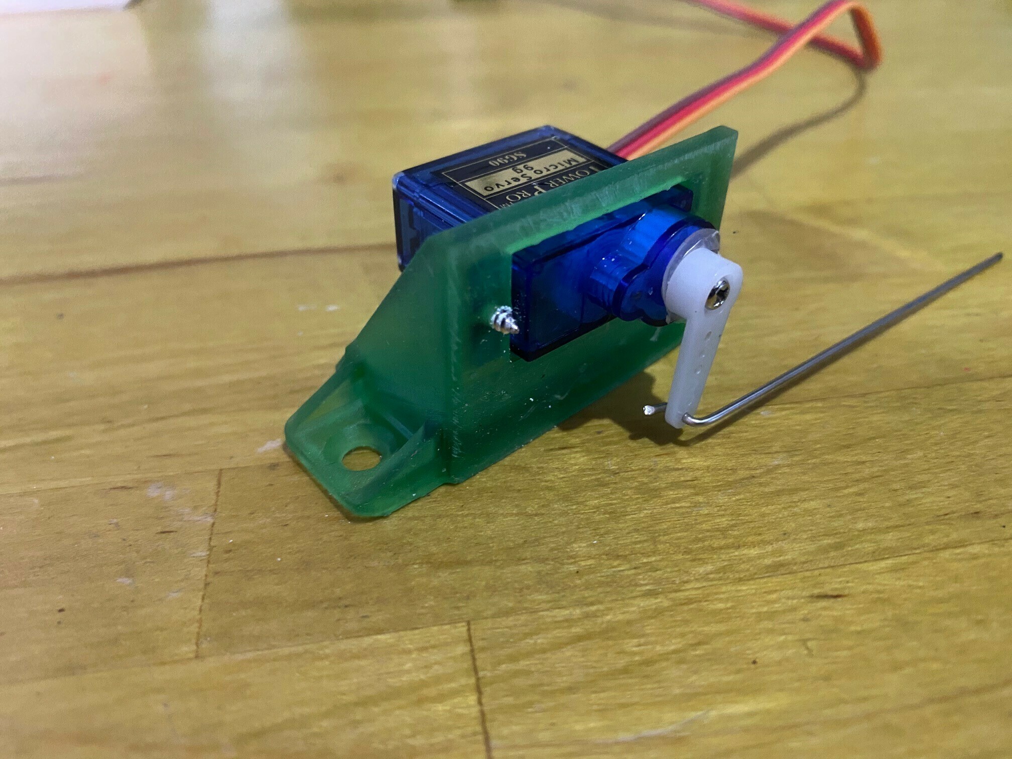 Fichier STL Support de montage en surface pour servo de modélisme ...