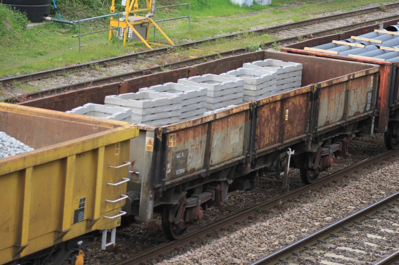 STL file OO Model Railway BR OCA Ballast Wagon 🛤️・3D printable model to ...