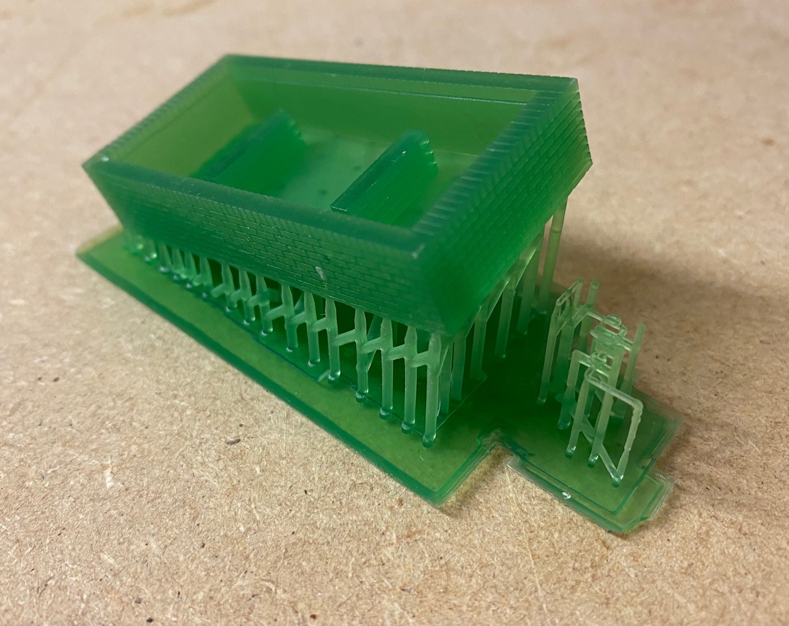 STL file Model Railway Oil Tank with Brick Bund 🛤️ (OBJ)・3D print ...