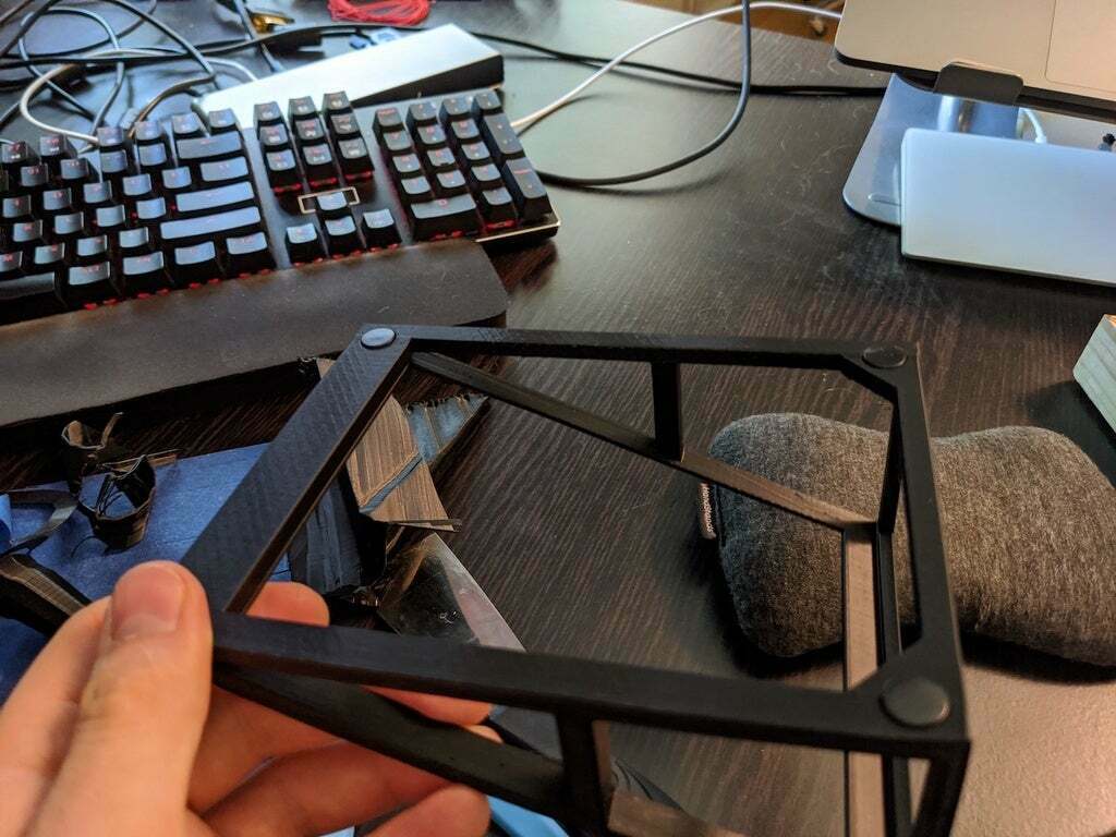 Free STL file Ergonomic Stand for Apple Magic Trackpad 2 🍎 ・Model to ...