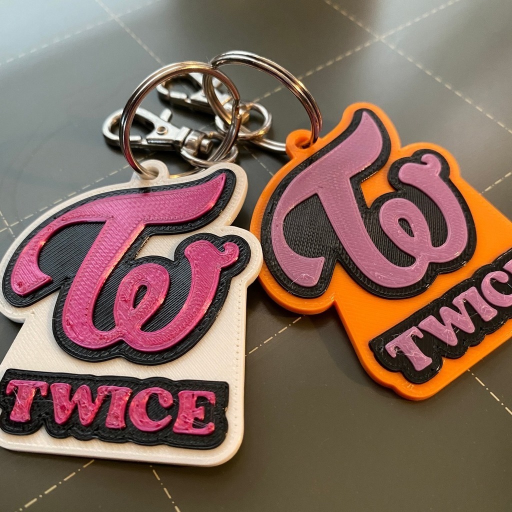 🗝️ TWICE Keychain・Free STL File for ・Cults