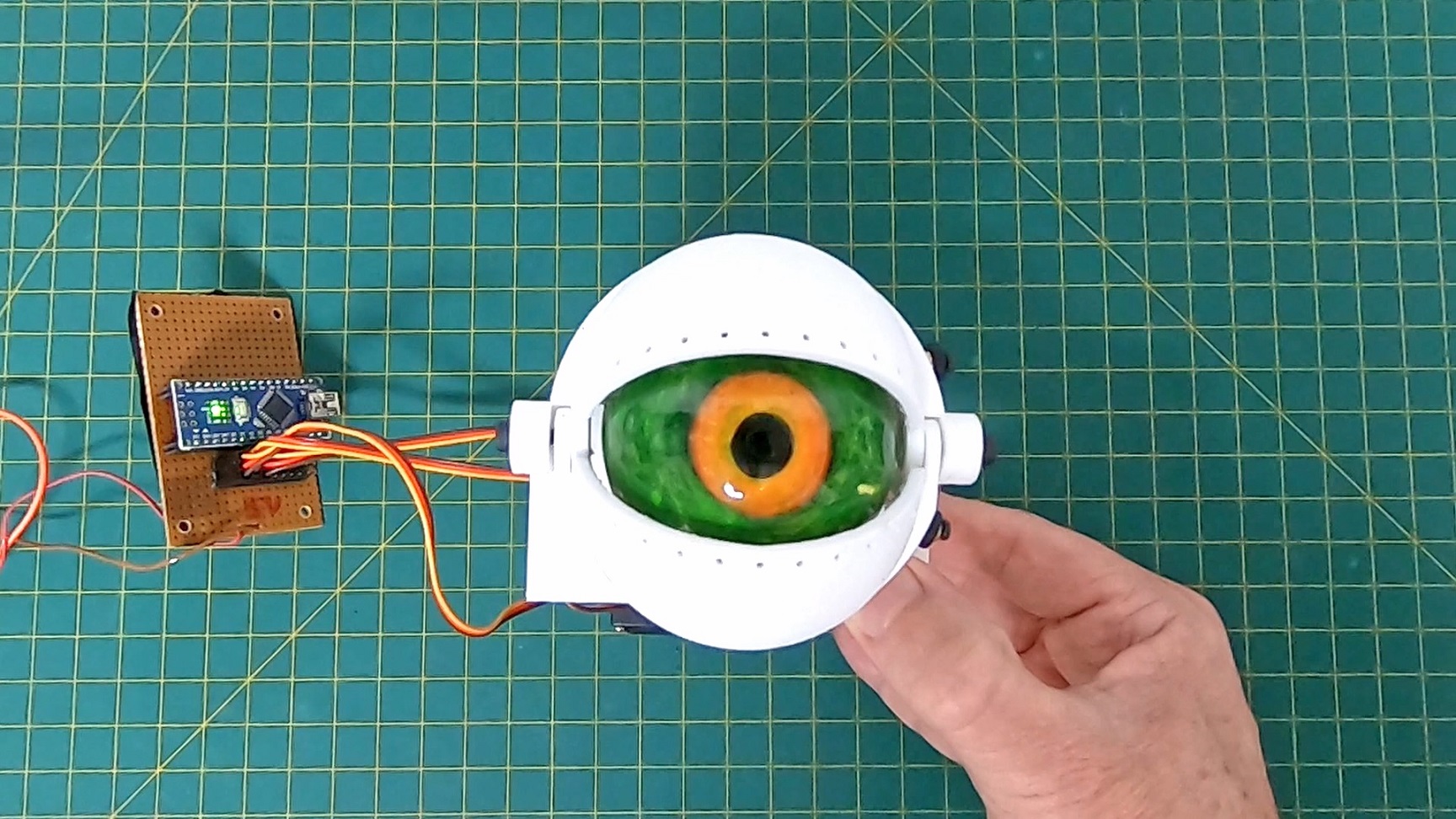 👁️ Mécanisme des yeux animatroniques imprimés en 3D de 51 mm・Fichier STL Gratuit pour ・Cults