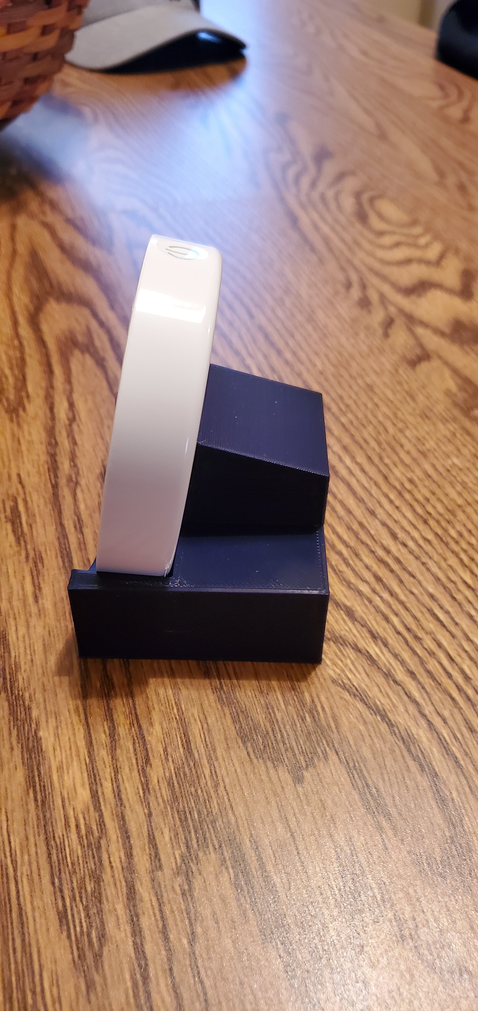 STL file led light stand 🏠 ・3D print object to download・Cults