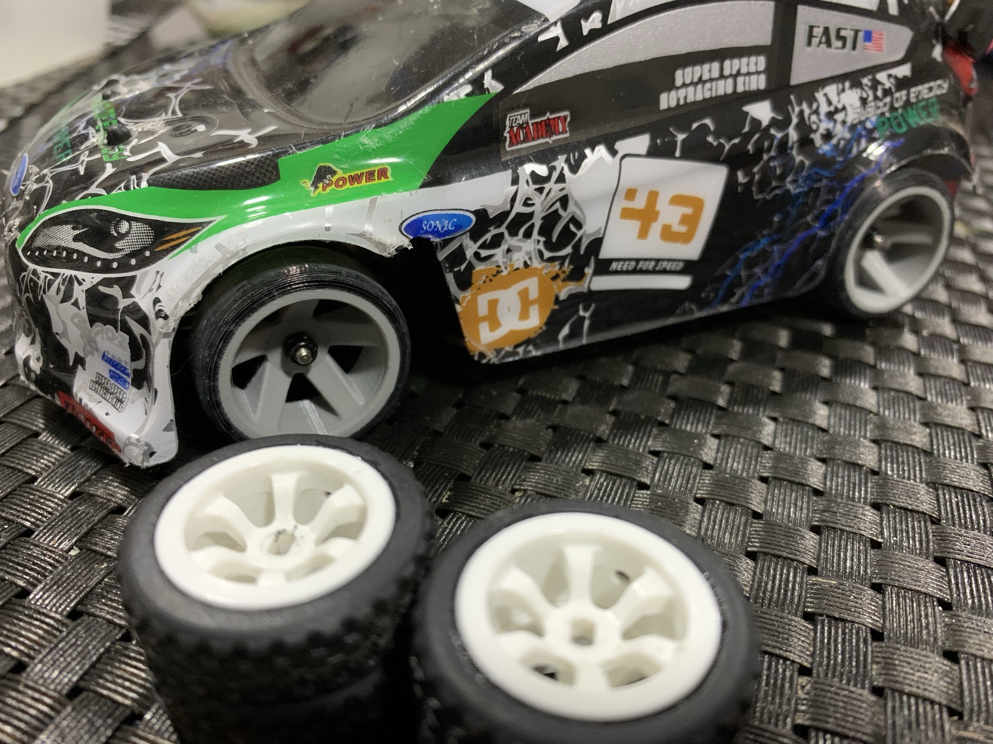 STL file Mini Z Wheel for Drift - Wltoys k989 🛞・3D printing template to ...