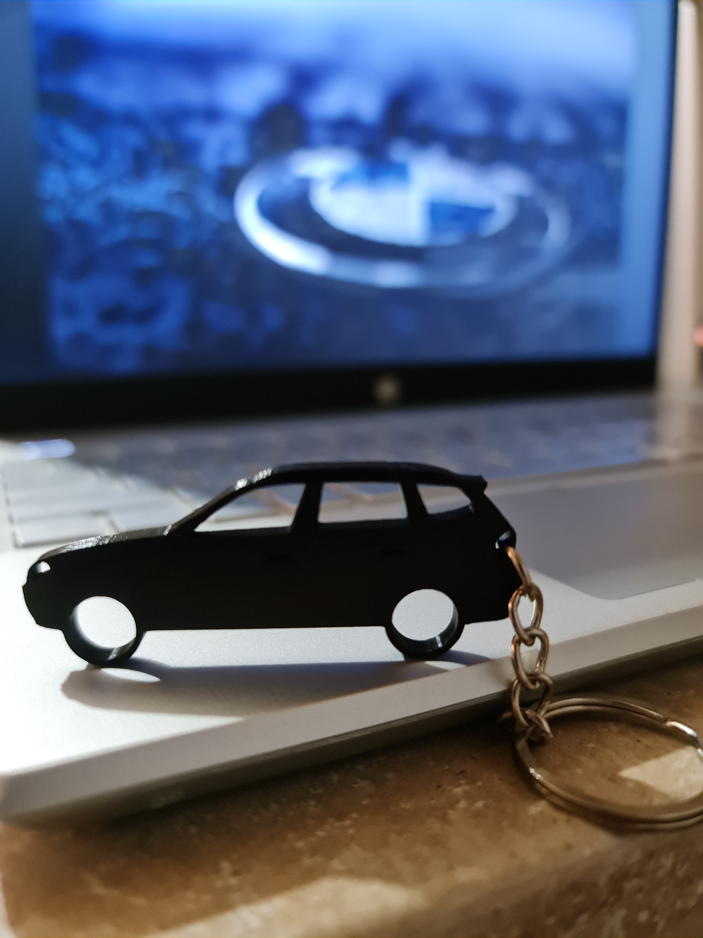 STL file BMW X3 2005 side view keychain 🗝️ ・3D print design to download ...