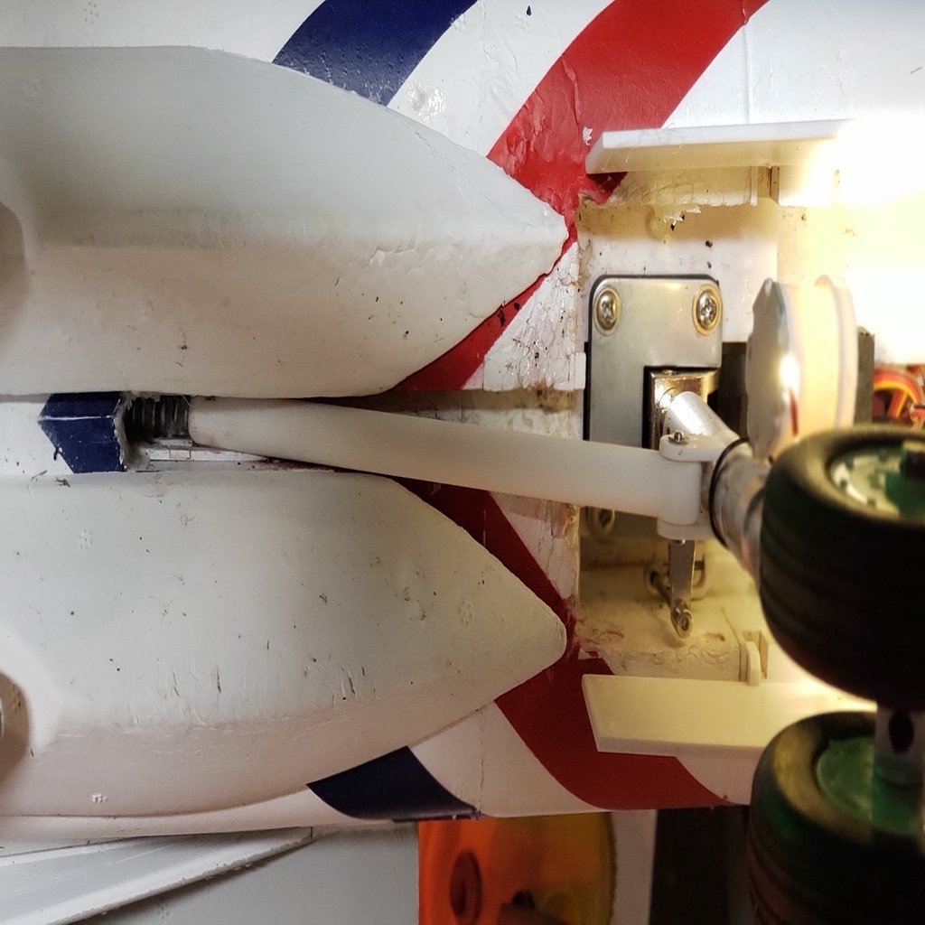 👃 Freewing F-14 Nose Gear Brace Strut・Free 3D File for ・Cults