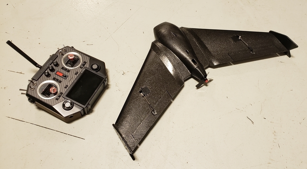 🪶 Mini AR Wing 'SILENT Nacelle' (Emax 1606)・Free 3D File for ・Cults