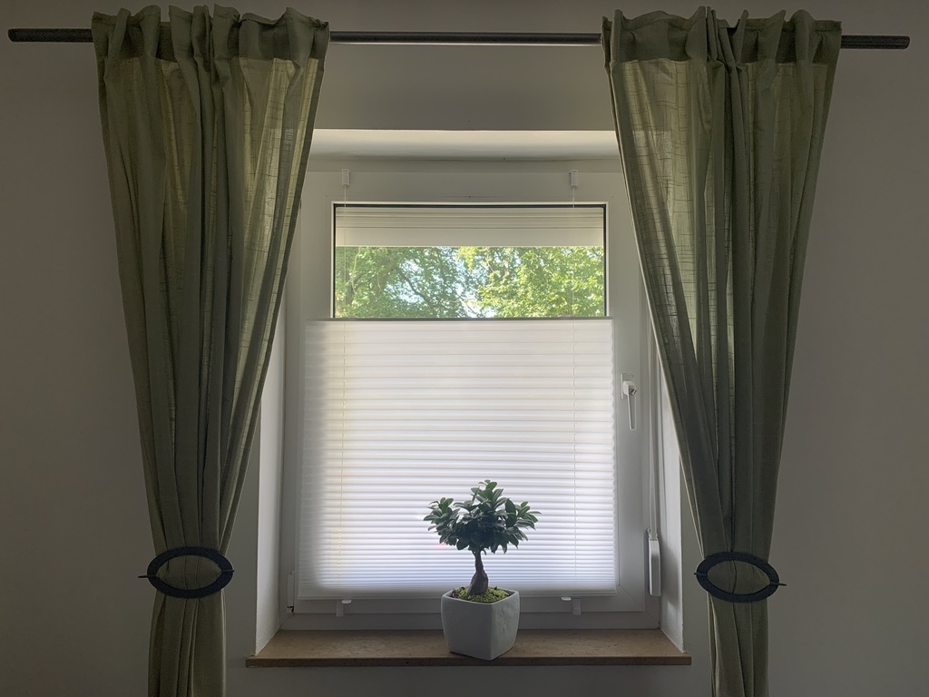 Free 3D file Curtain Peg / Holder / Bracket 🧹 ・3D printable object to ...