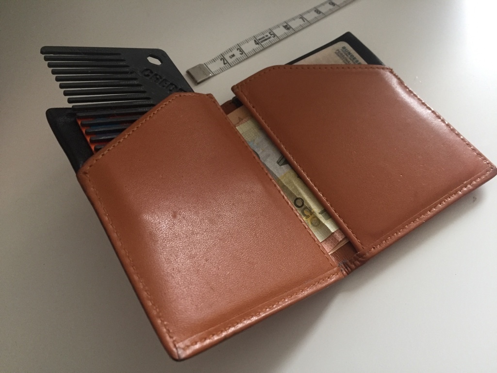 3D print Credit Card Comb・Cults