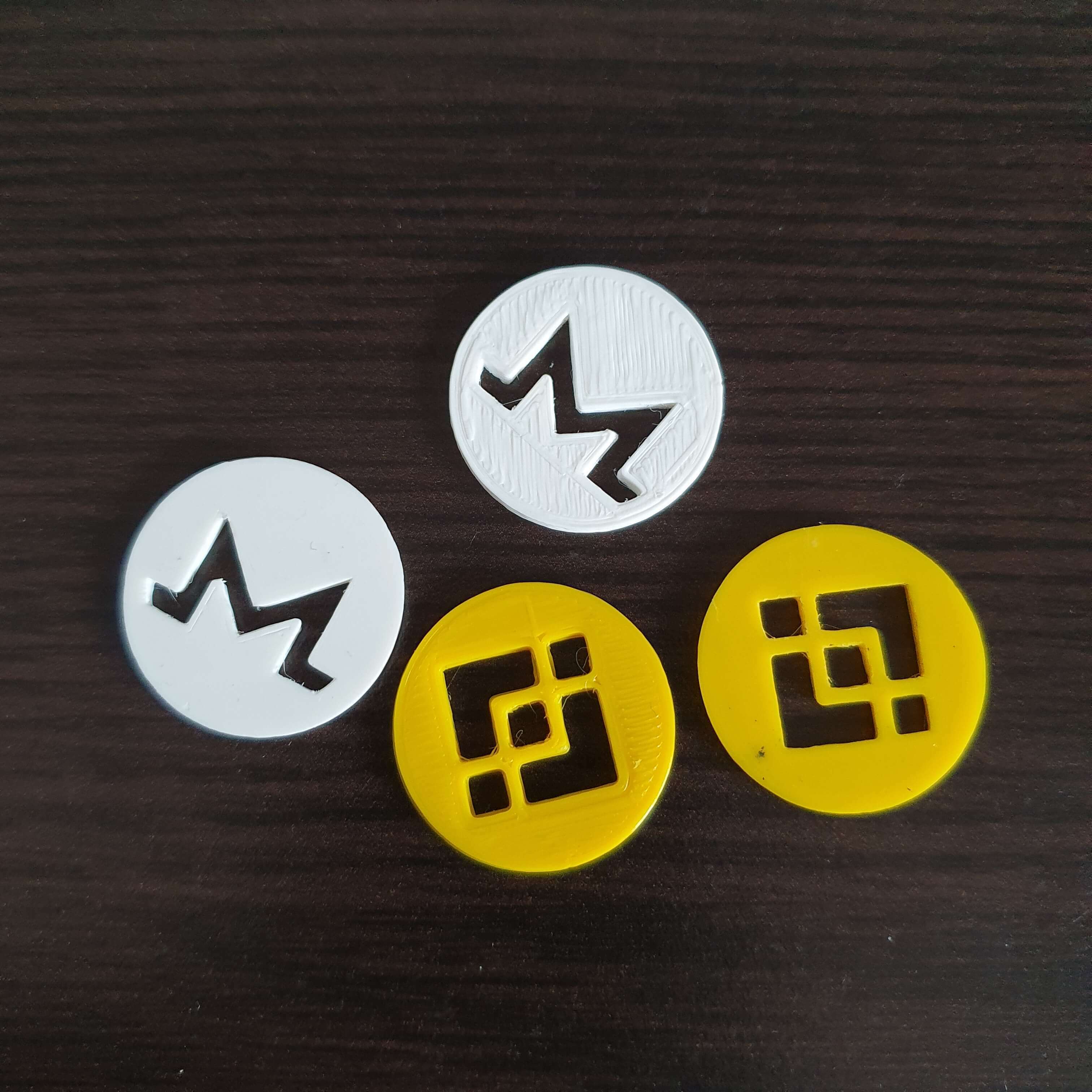 Free STL file Crypto coins pack 2x Bitcoin, Litecoin, Etherium, Ripple ...