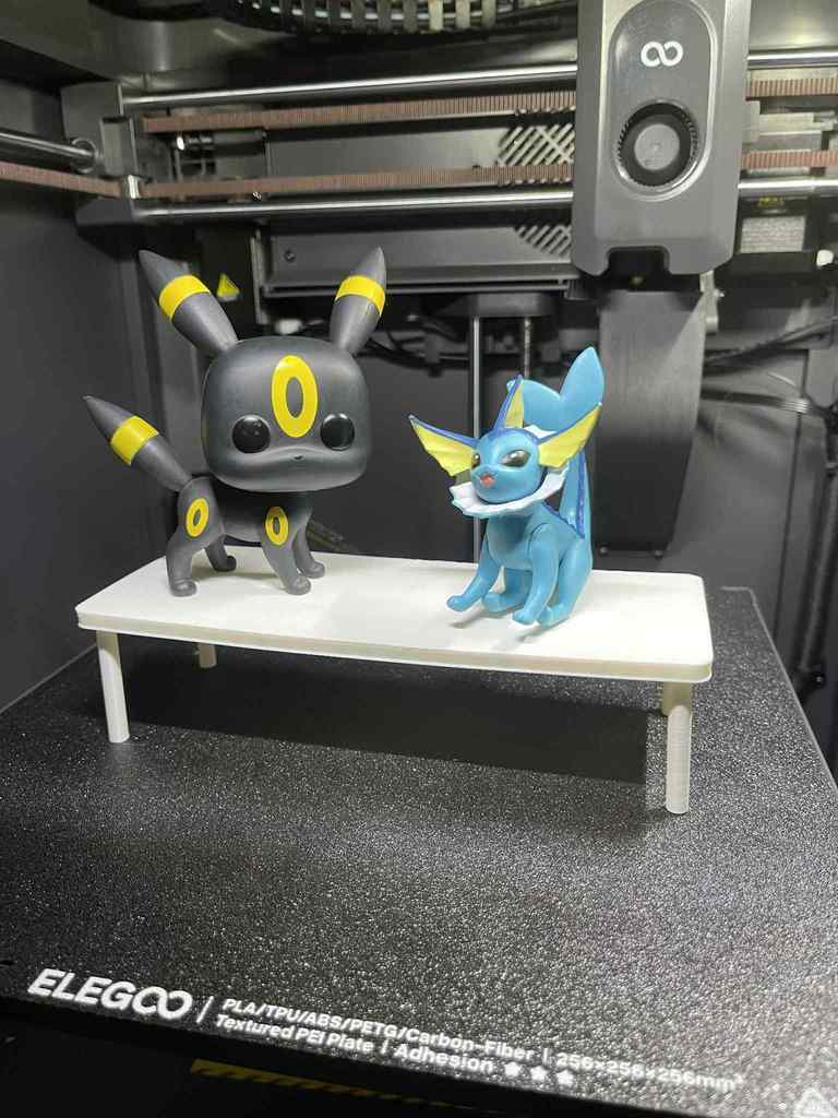 🧞‍♂️ Figurine Display Stand・Free 3D File for ・Cults