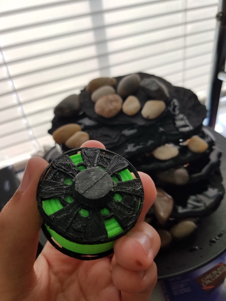 Free 3D file Mini Makerbot Filament Spool 🪢 ・Model to download and 3D ...