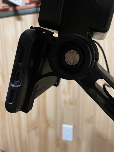 🚣 Pixel 5 + spigen case mount for Concept2 model D rowing machine・Free ...