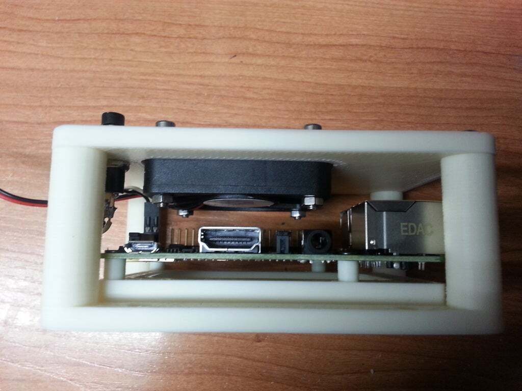 Free STL file Raspberry pi b+ Support 🔧 ・3D printing model to download ...