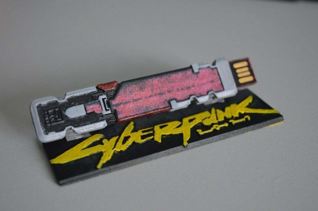💾 Cyberpunk 2077 Relic Biochip USB - Stand・Free STL File for ・Cults