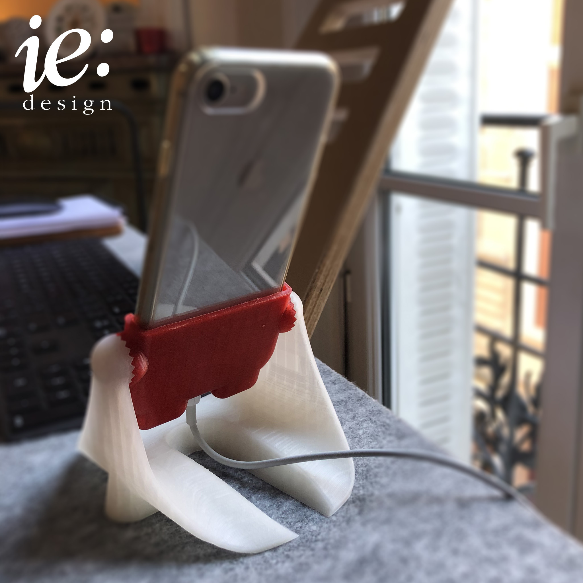 📱 iPhone swivel base・Free STL File for ・Cults