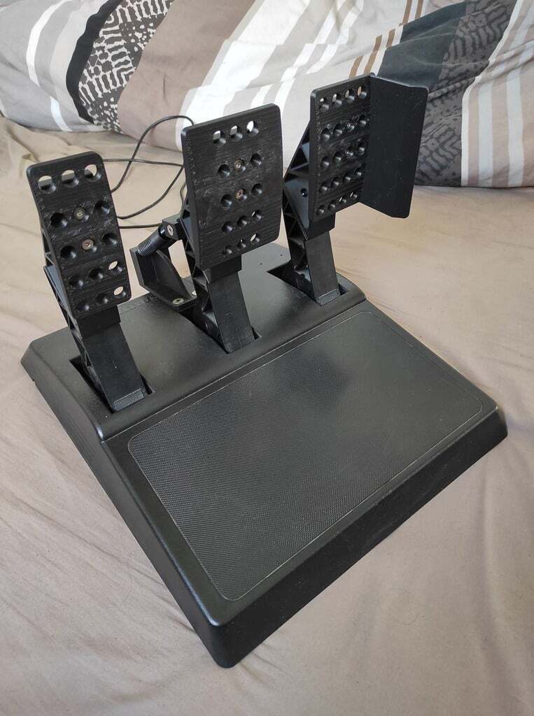 Free STL file Thrustmaster pedals - AP racing 👽 ・Design to download and ...