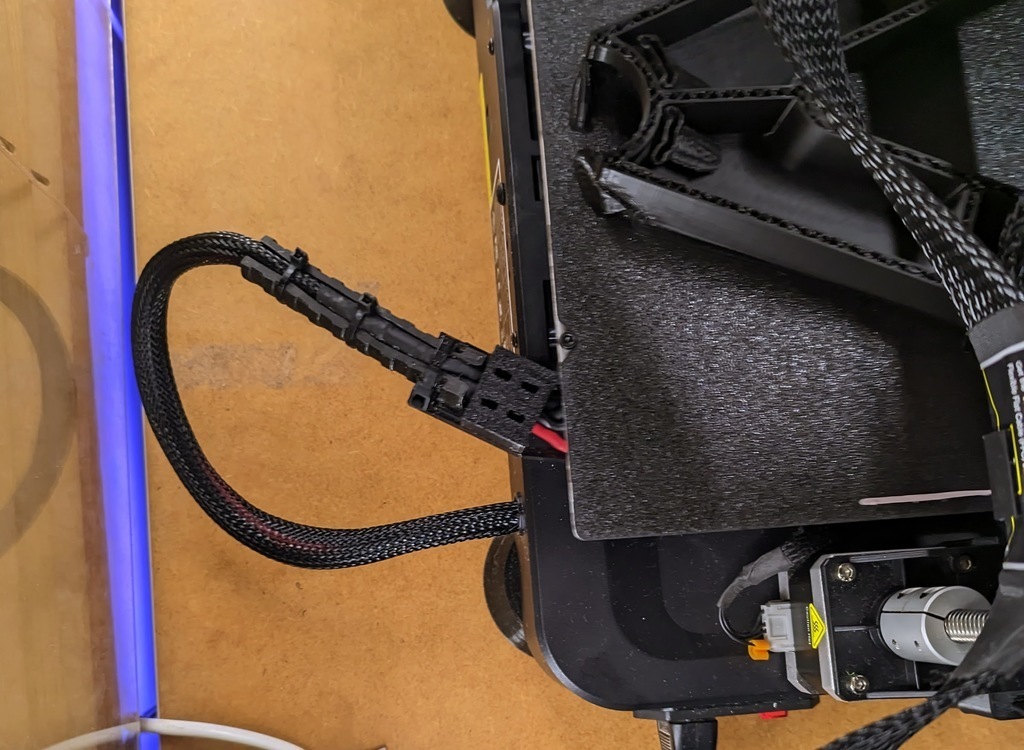 Free 3D file Ender 3 V3 SE/KE bed cable bracket + cable sleeve 🛏️・3D ...