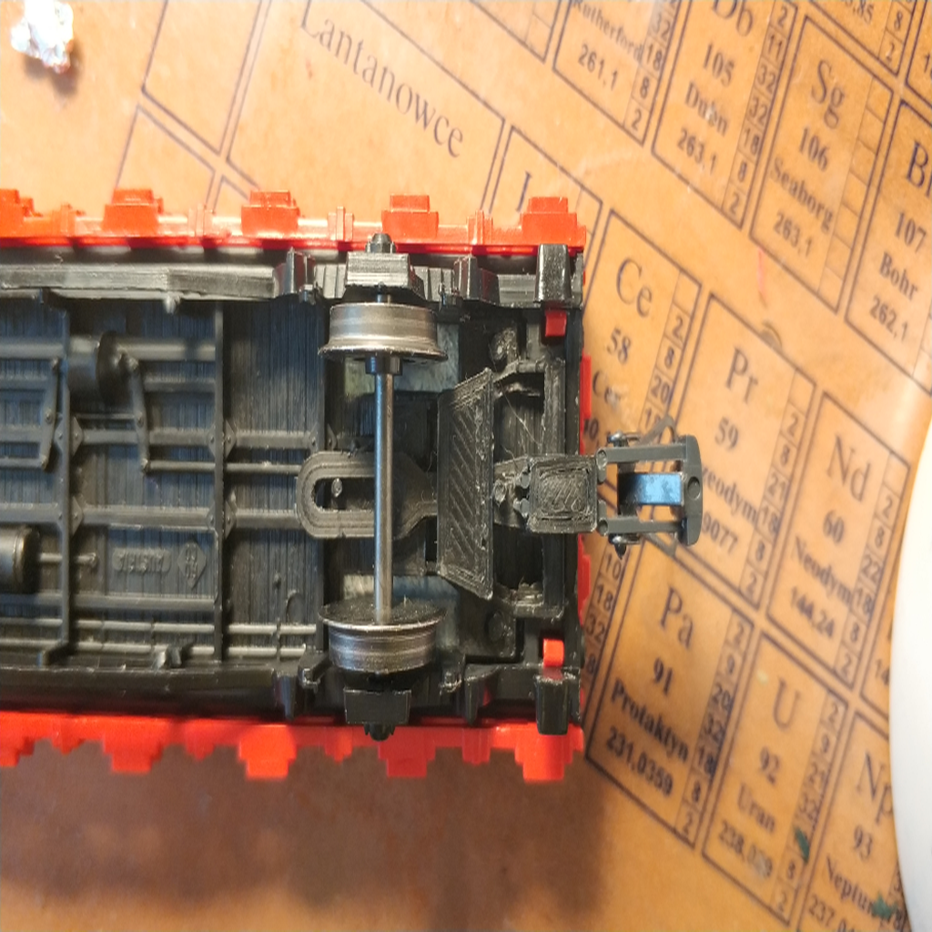 Free STL file Roco connector link carriage replacement- easier to print ...