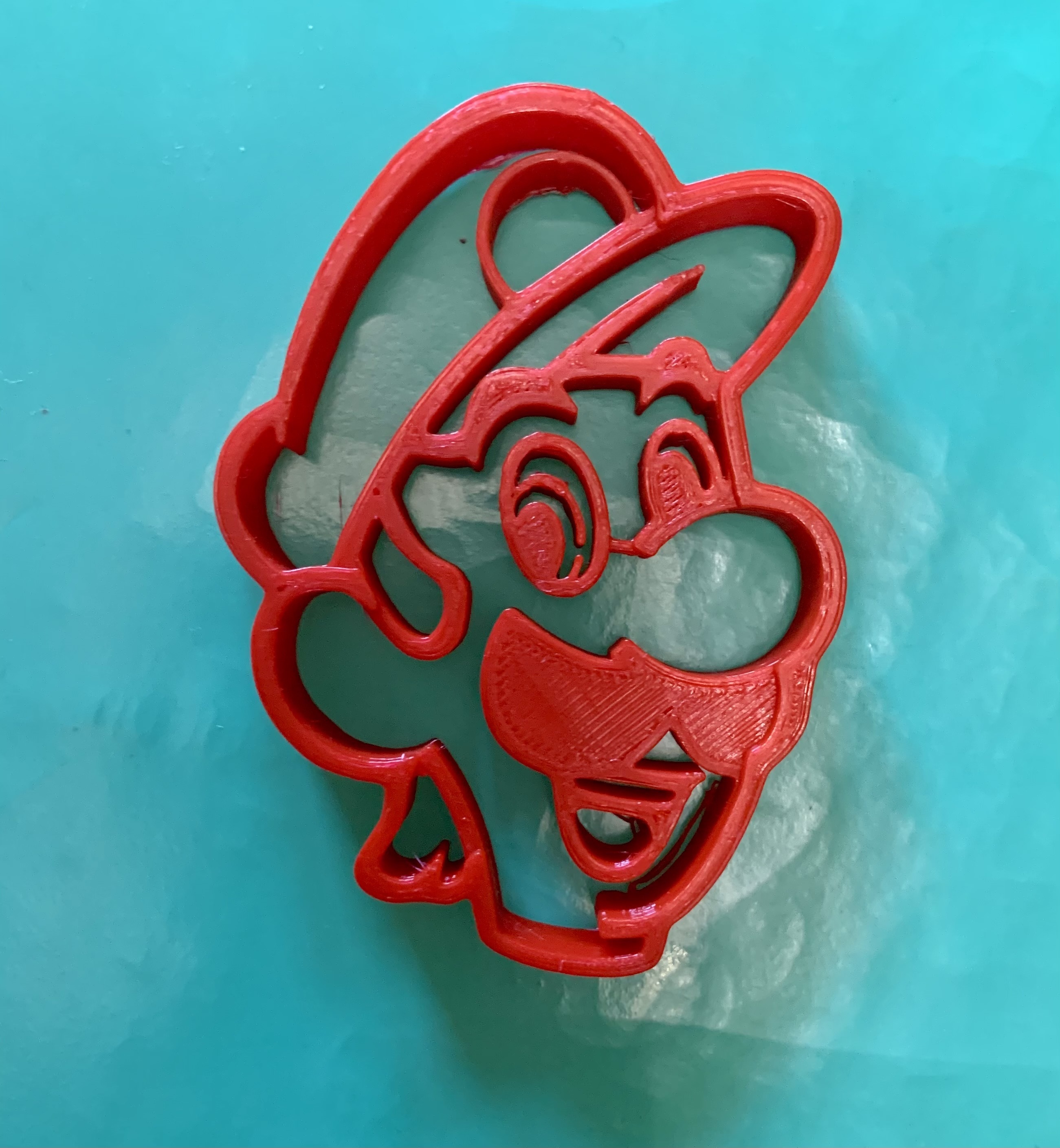 STL file mario bros cutter 👽・Design to download and 3D print・Cults